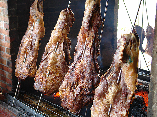 GASTRONOMÍA COLOMBIANA CARNE A LA LLANERA (MAMONA) | Media Cultural