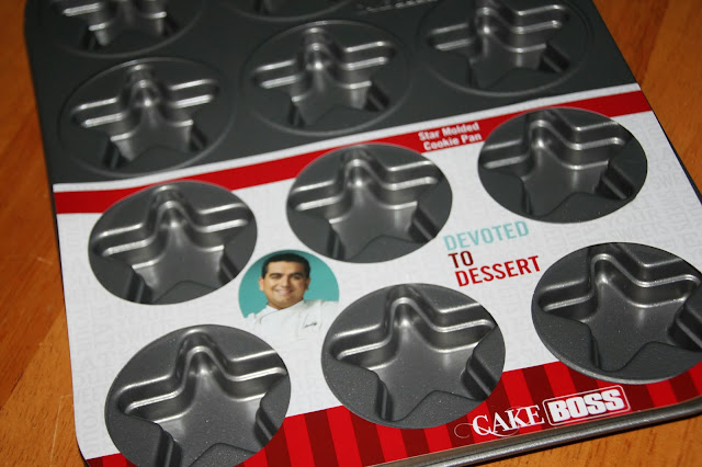 Susan's Disney Family: Holiday Gift Guide: Cake Boss Bakeware great for ...