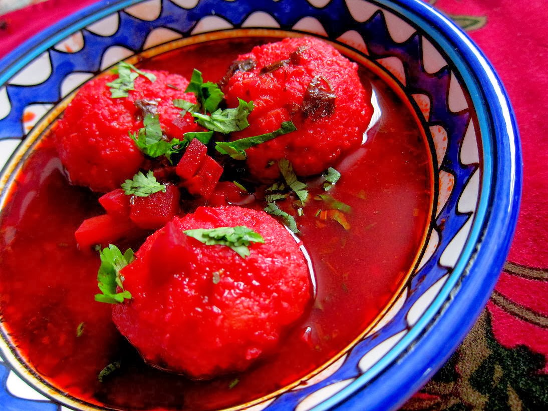 Wanderlust Queen: Marak kubbeh adom (Vegetarian red kubbeh soup)