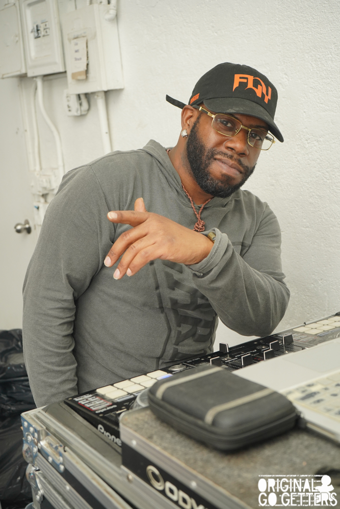 OriginalGoGetters: Paint sip and vibe 2-14-2021