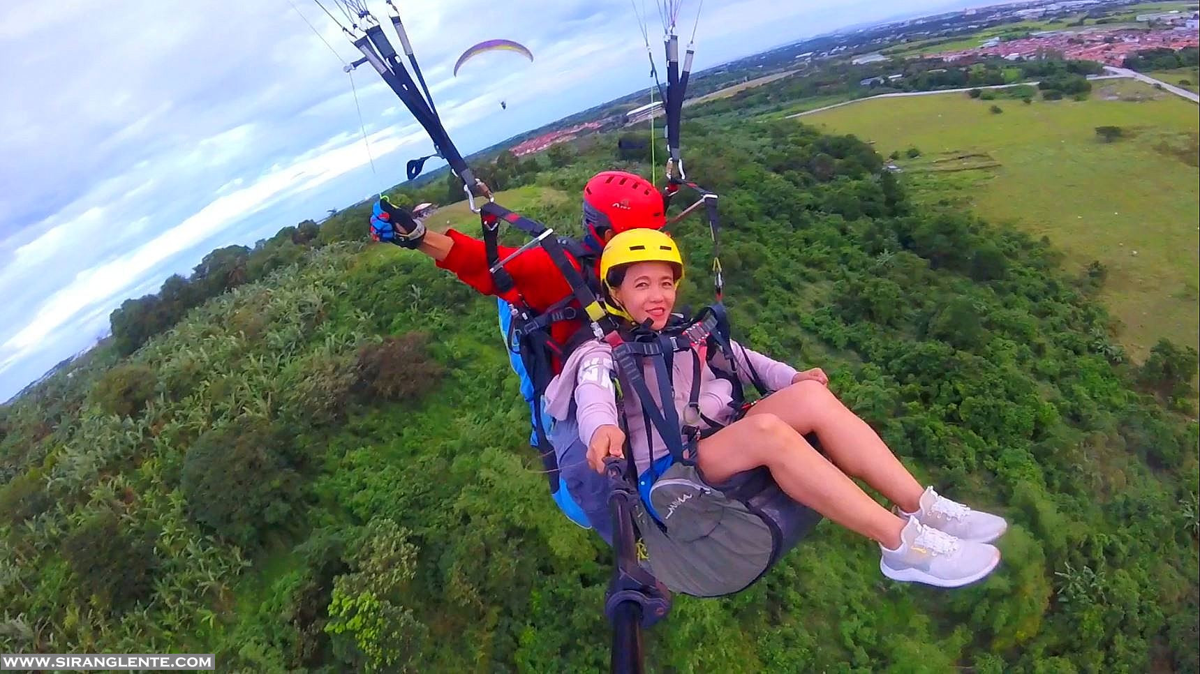 SIRANG LENTE: 2021 PARAGLIDING IN CARMONA | CAVITE TOURIST SPOT