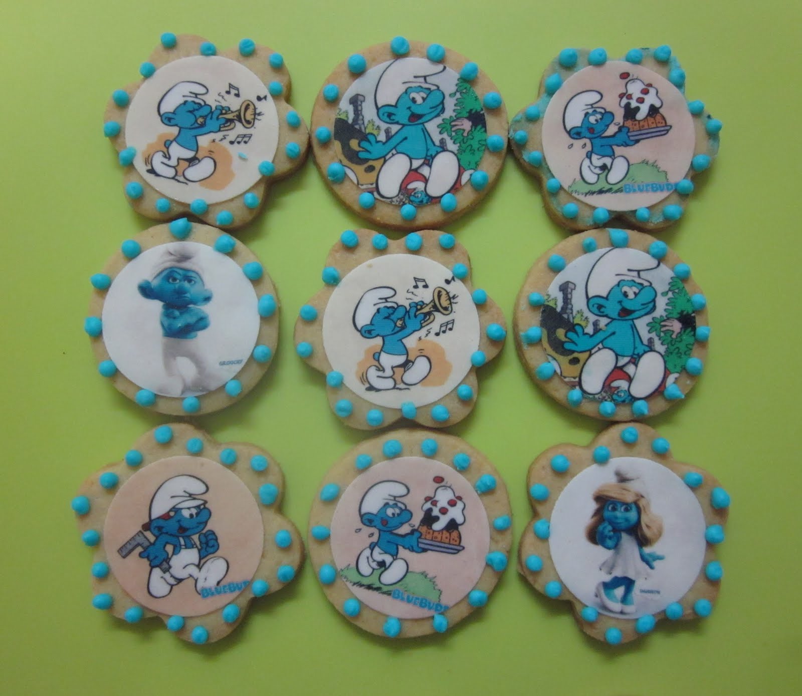 Sweet-Treatz: Smurf Sugar Cookies
