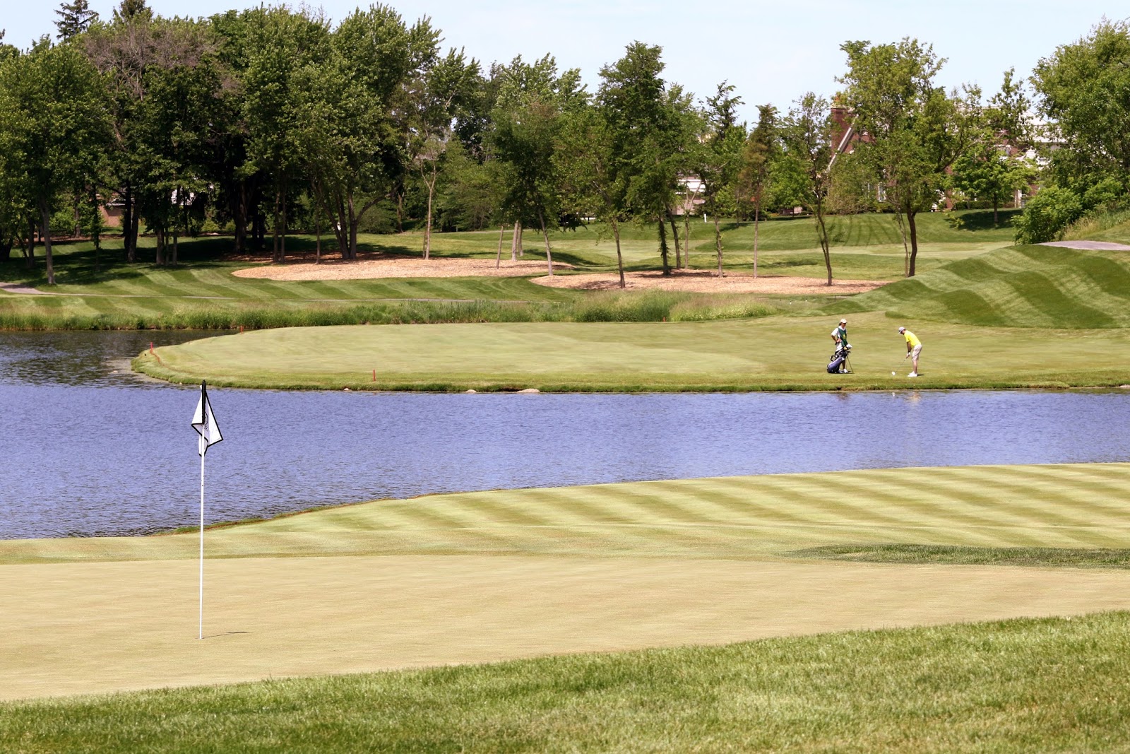 Mark Kodiak Ukena: Ivanhoe Golf Club Pro Jim Sobb and the Rust-Oleum ...