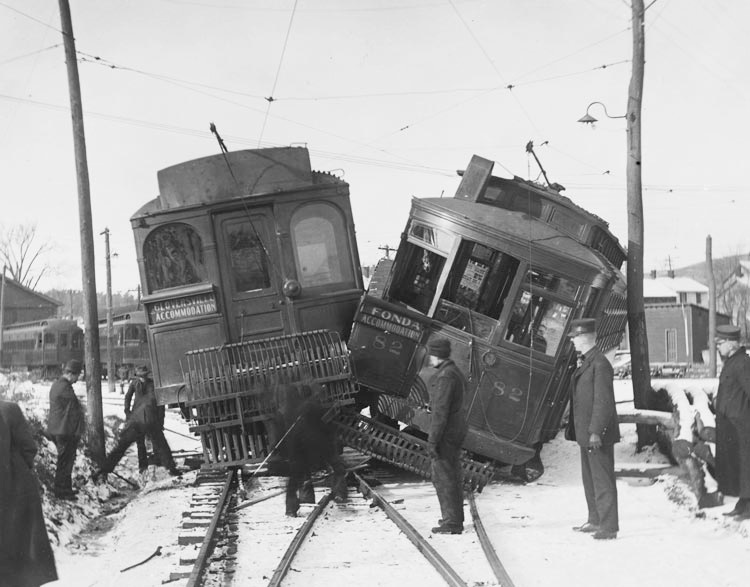 15 Vintage Photos of Terrible Steam-Train Accidents That's Hard to ...