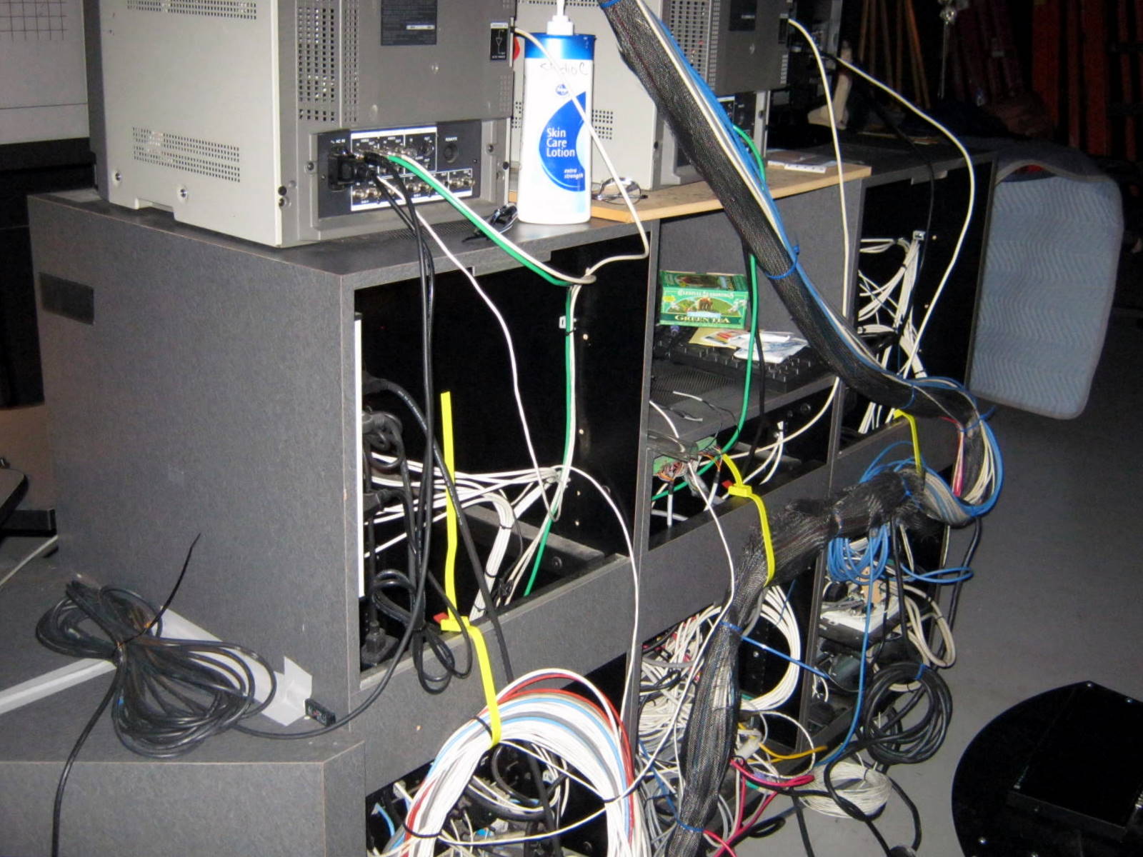 RamblerTrek: WSB-TV Channel 2 & AM/FM Studio Tour, Atlanta, Georgia ...