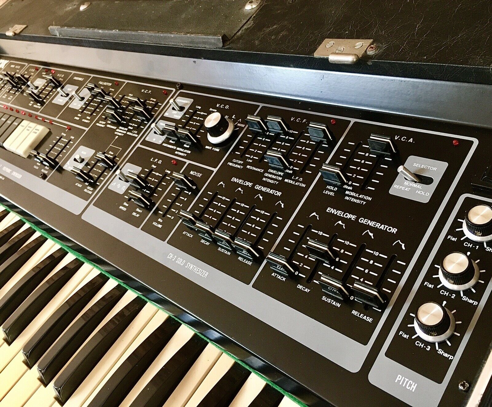 MATRIXSYNTH: Multivox MX-3000