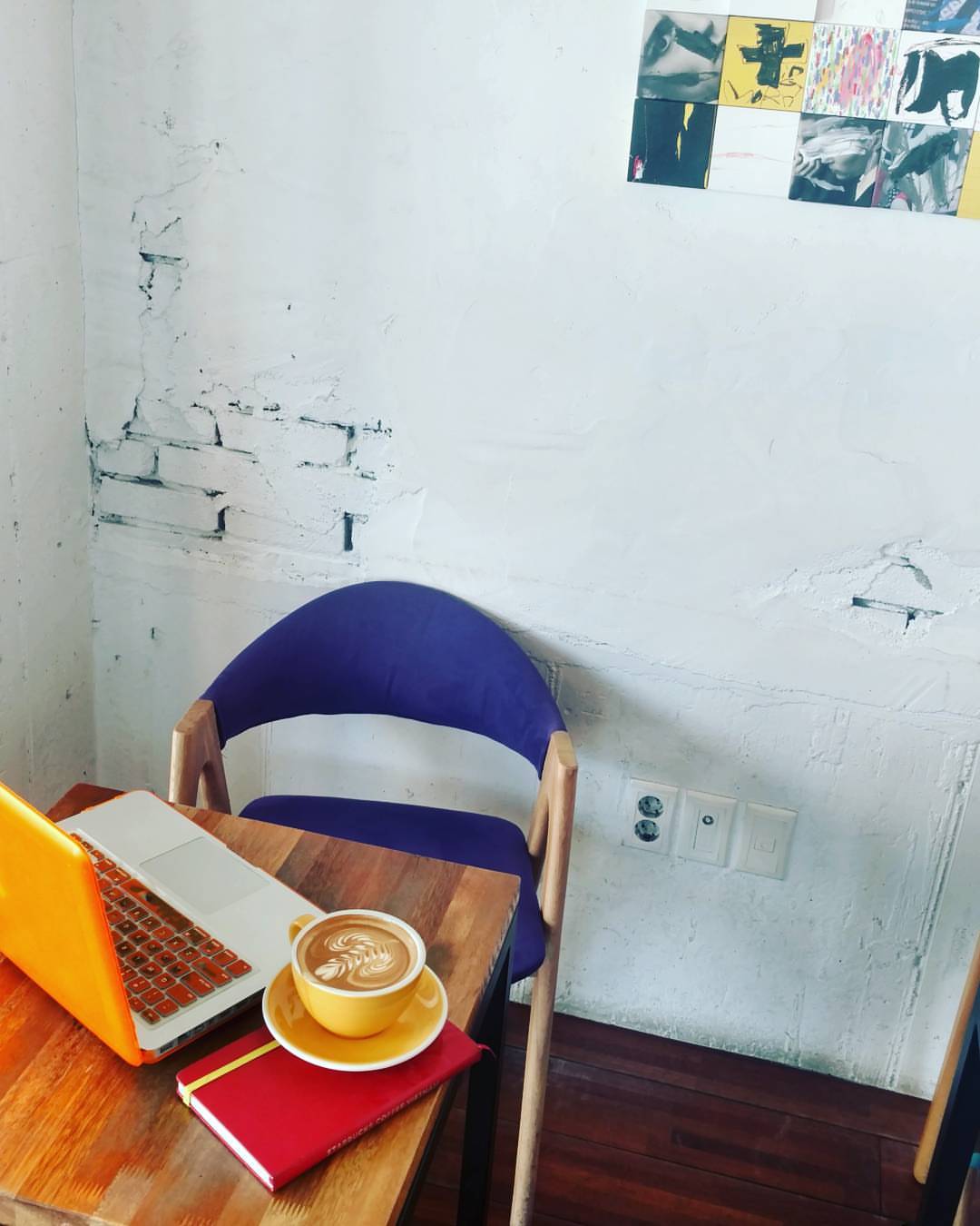 [Seoul - Hongdae] Cafe Gabie (가비애) - Modern cafe with tons of original ...