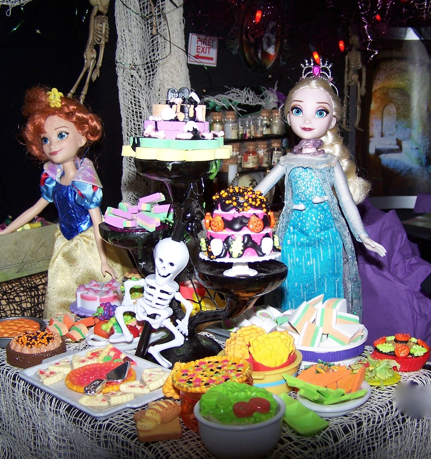 Barbie:OldNewGreenRedo : Skeleton Bash Revisited