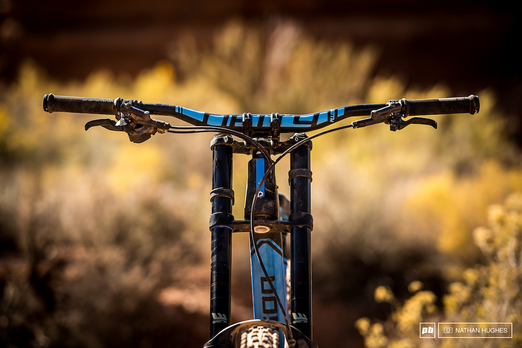 Polygon Collosus DH 9 milik Kurt Sorge's yang menjuarai Downhill ...