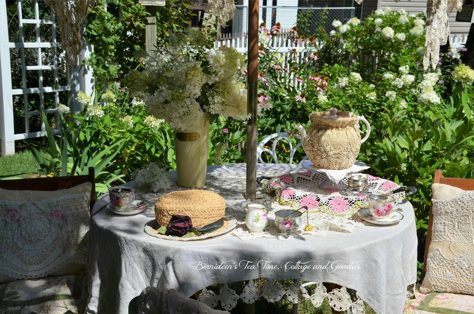 Bernideen's Tea Time, Cottage and Garden: SUMMERTIME "Tea In The Garden"