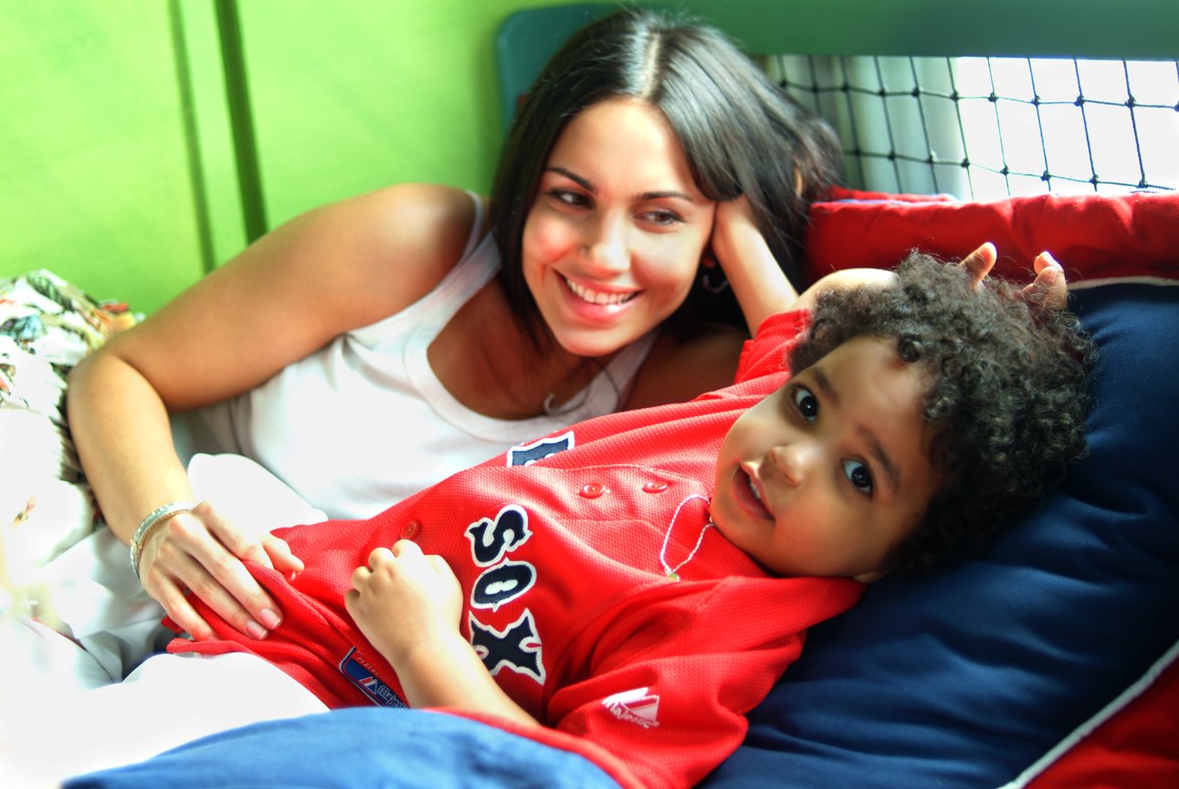 sib so: Manny Ramirez Wife Juliana Juliana Ramirez 2012