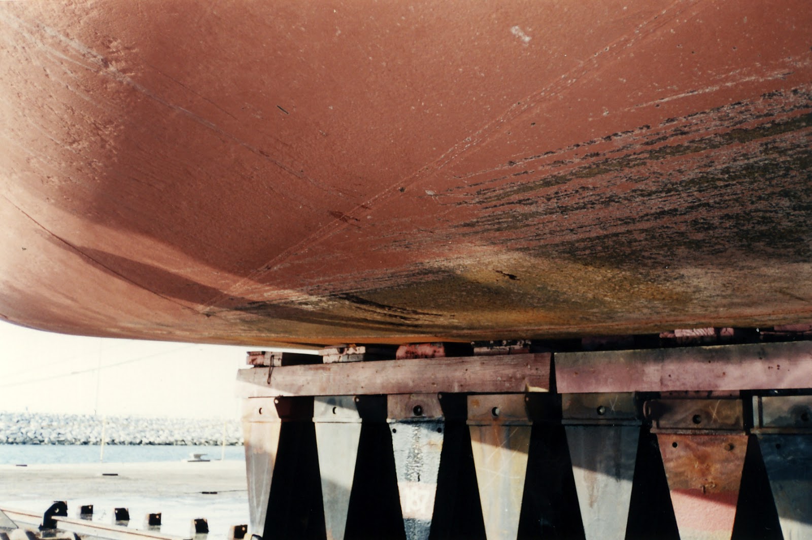 'ZIEN EN WETEN': SUNETTA.M.S. SHELL TANKERS B.V. ( DEEL 6/1 )