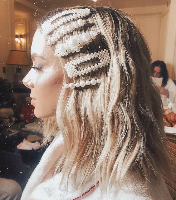 THE TREND: HAIR CLIPS - Miss Rich