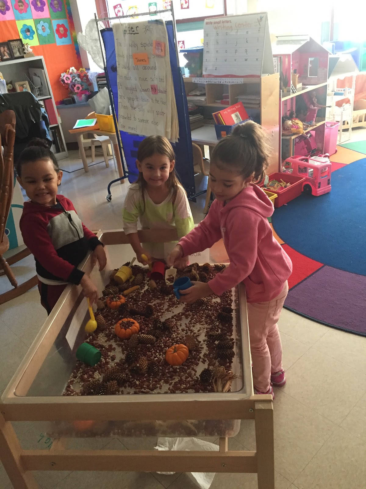The Pre-K Post: Learning how to use the Sensory Table!