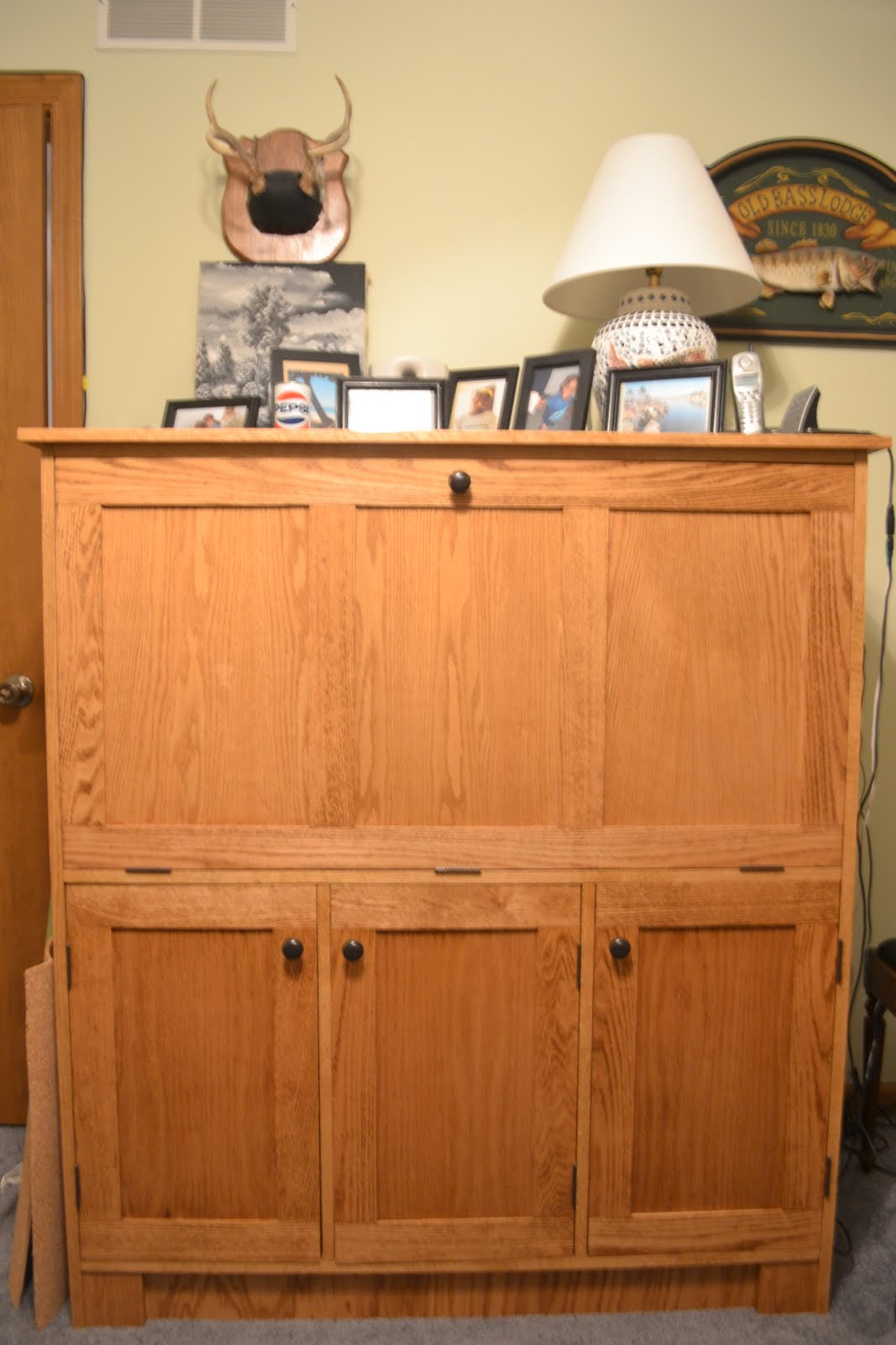 Scroll Bench: Computer Desk Class Project
