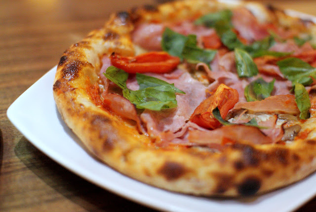 Cresta (formerly Pastizza) - Food Junkie Chronicles