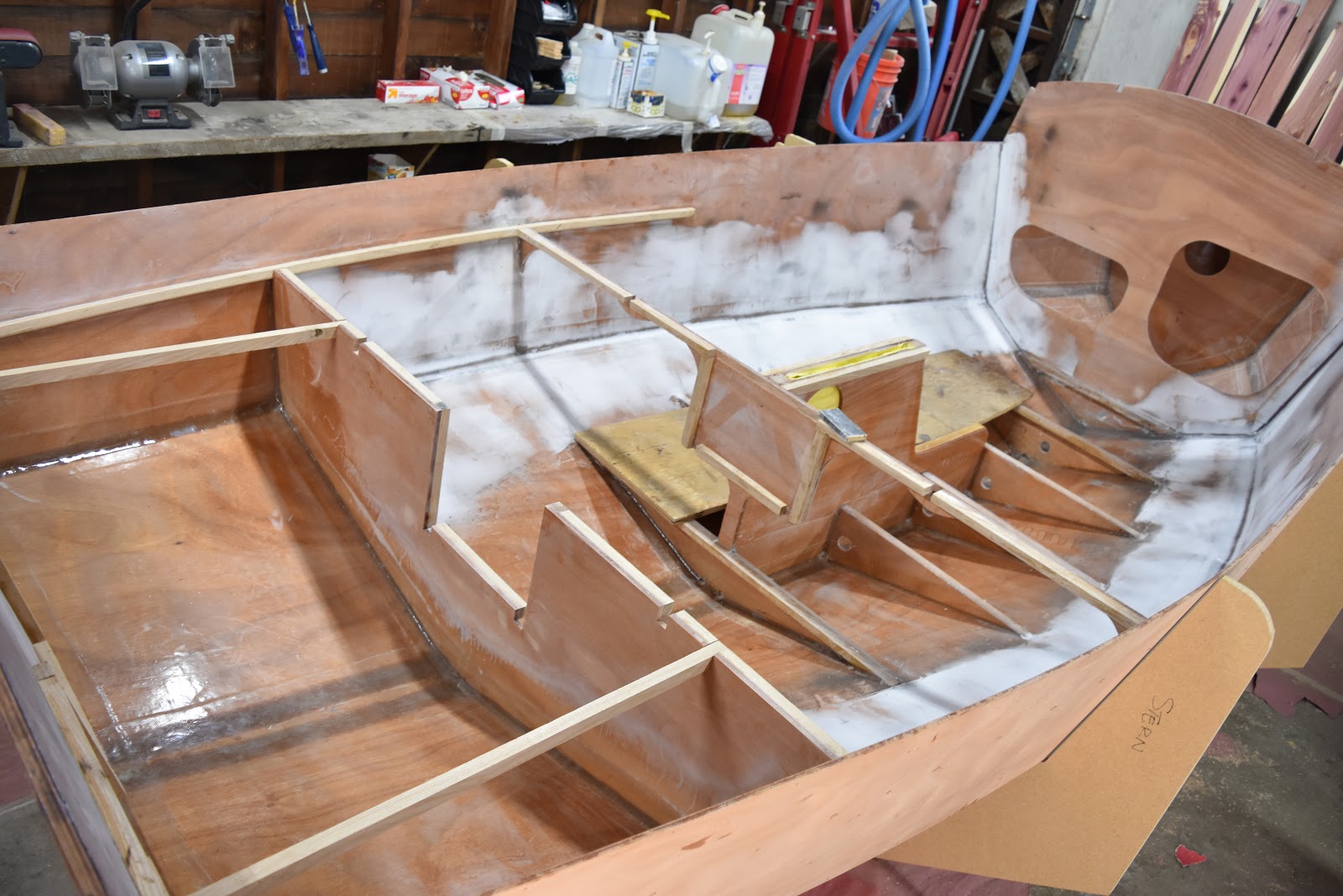 Pocketship Skidbladnir: Putty and Guide Coat