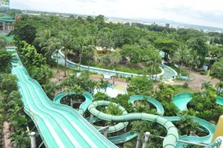 The Splash Island In Laguna Philippines - Nice Pictures