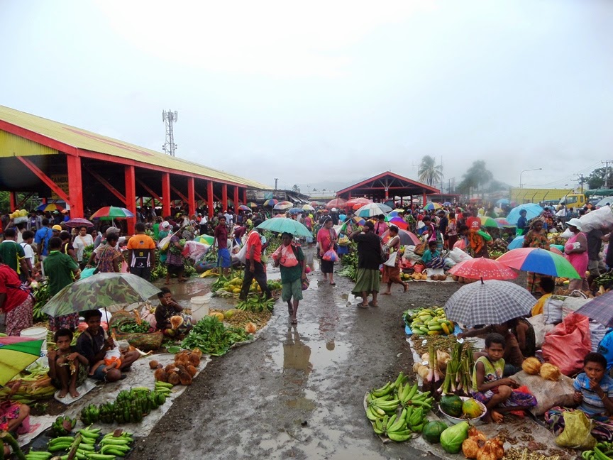 Malum Nalu: Lae Main Market - all the food that's good to eat
