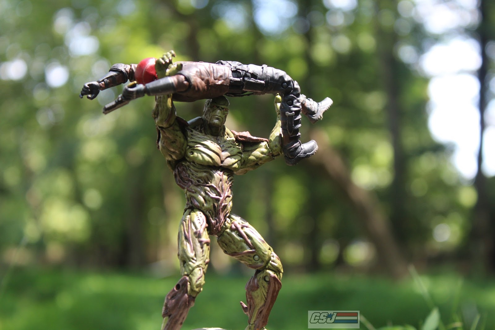 CobraShadowJoes: HIYA Toys Swamp Thing Figure Review