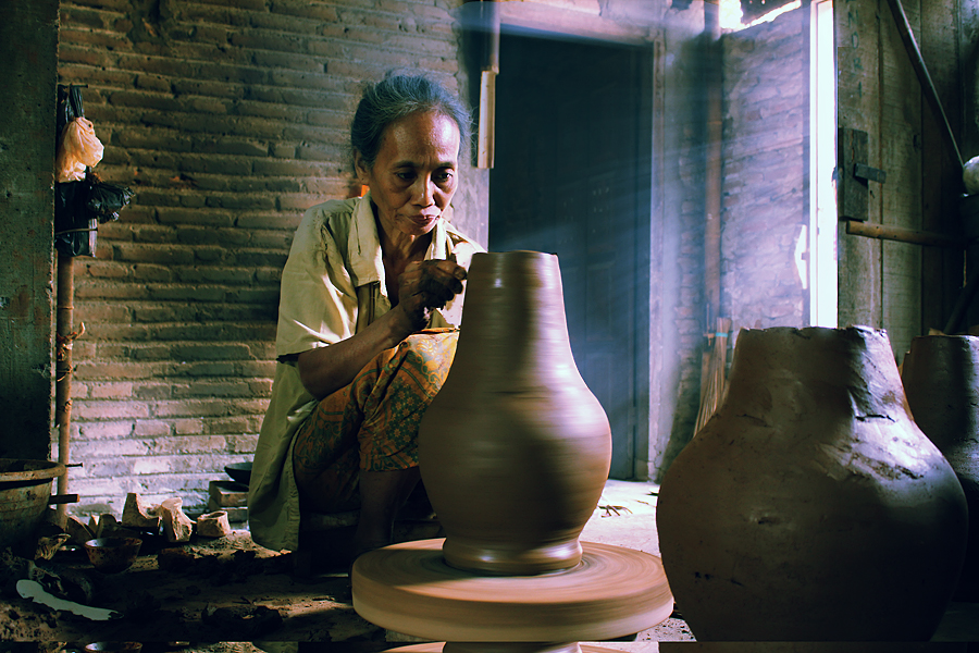 Pesona Desa Pengembur