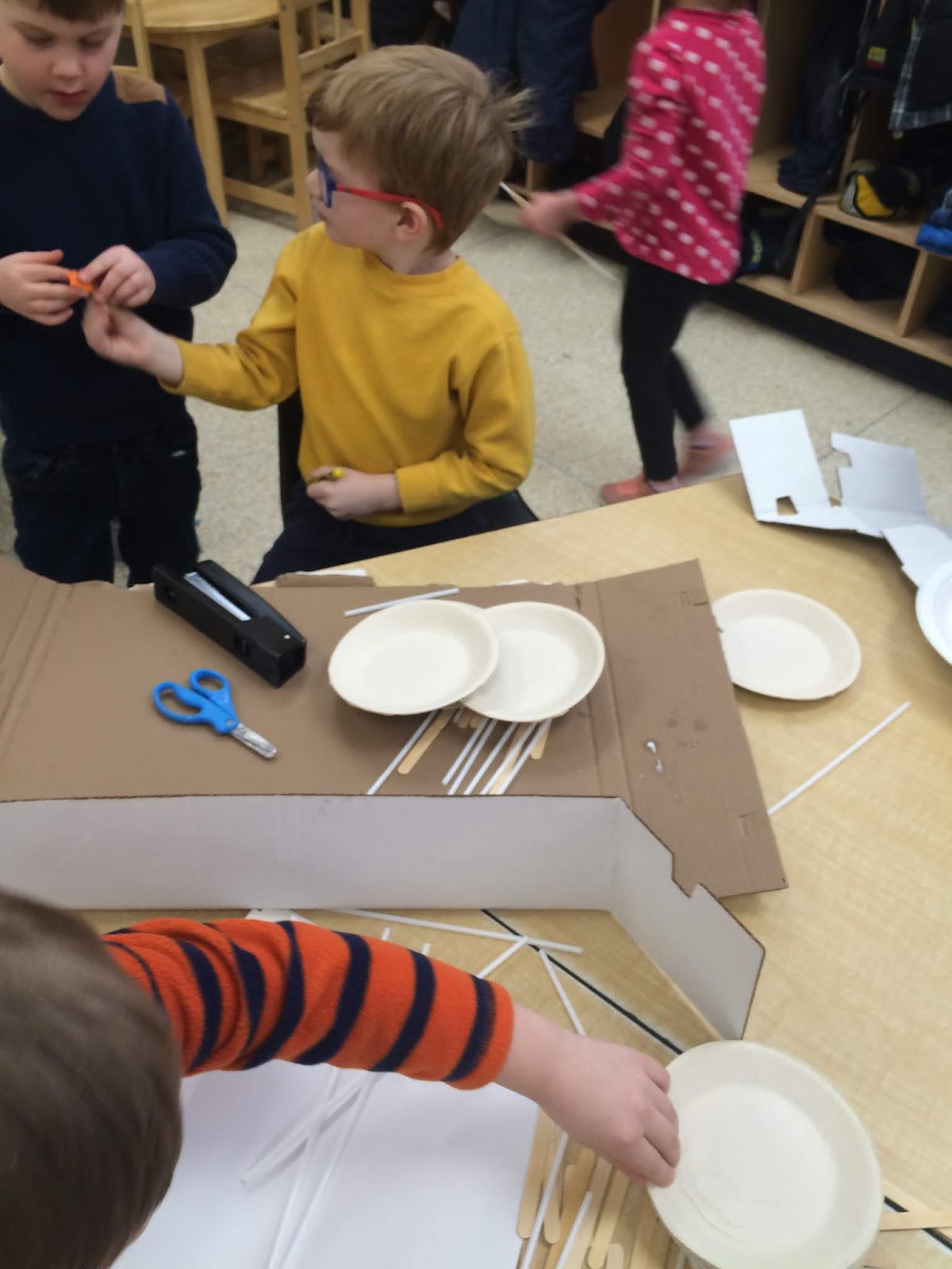 La classe de Mlle Ouellette et Mme Gerges: Comment capturer un farfadet ...