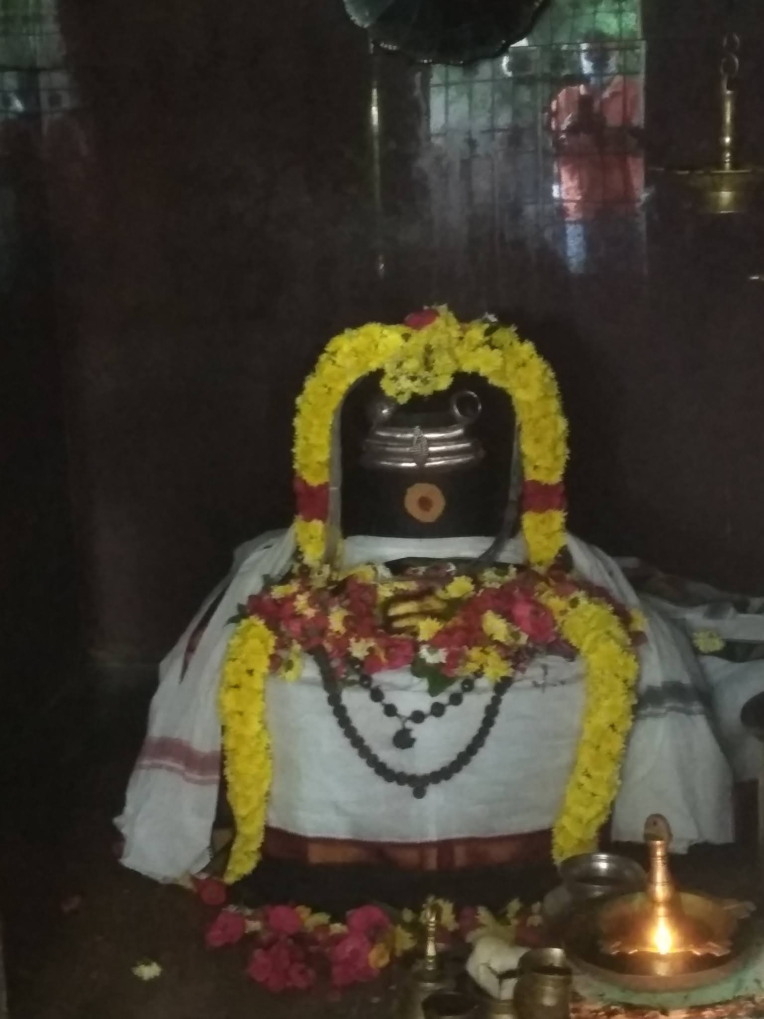 OmNamaSivaya: Sri Kubera Eswarar Temple (Kubera Lingam), Sundaracholapuram