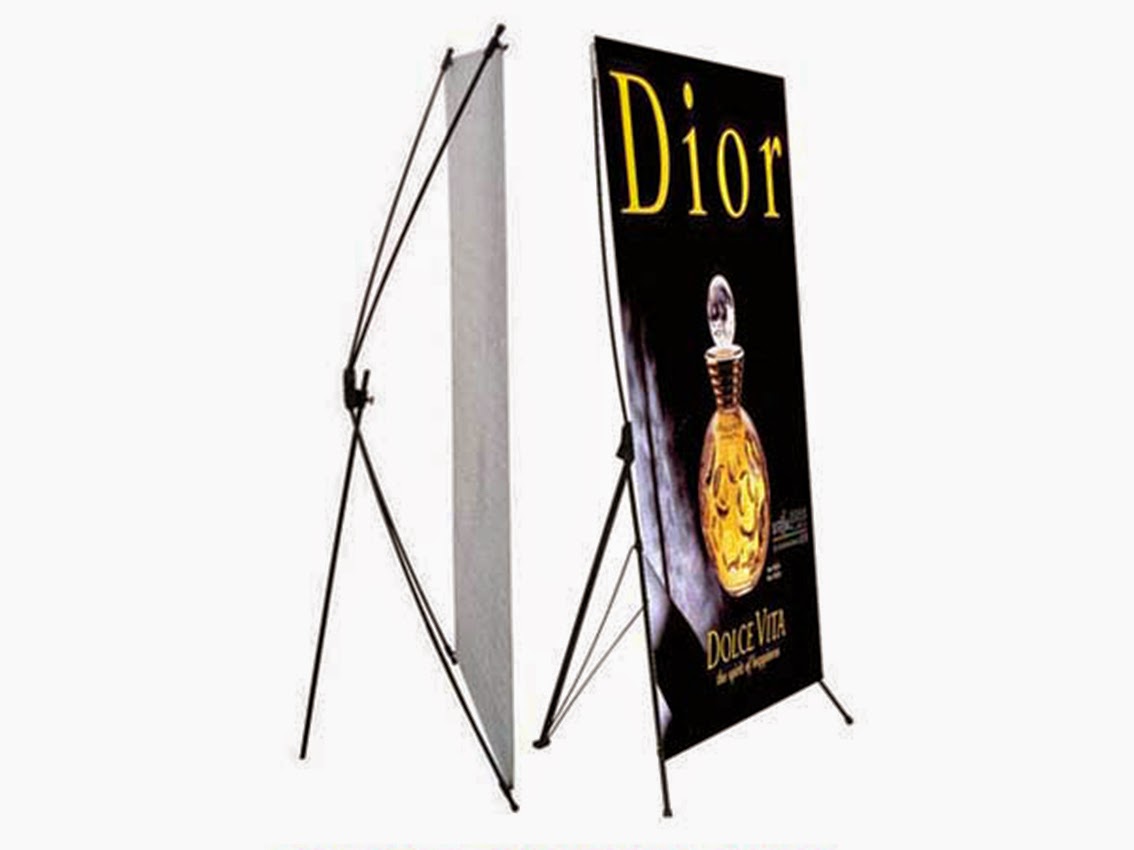 Bán standee,standy x, kệ x,giá chữ x ~ cungcapstandee