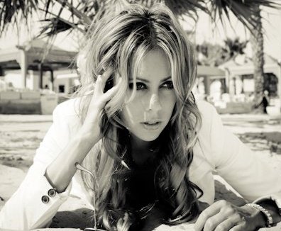 Life!tv: Charlotte Rabin presenteert muziekprogramma GUM TV, exclusief ...