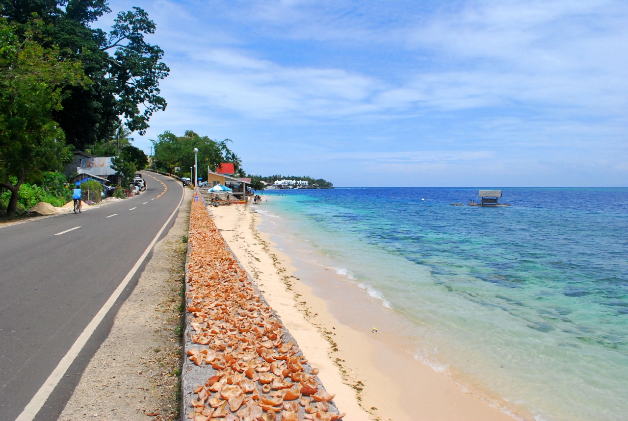 Quickie Dip Stop at Tingko Beach in Alcoy | Cebu - Nomadic Experiences