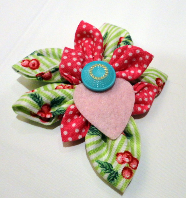 Carmi's Art: Kanzashi Flower Maker - Another Amazing Clover Tool!