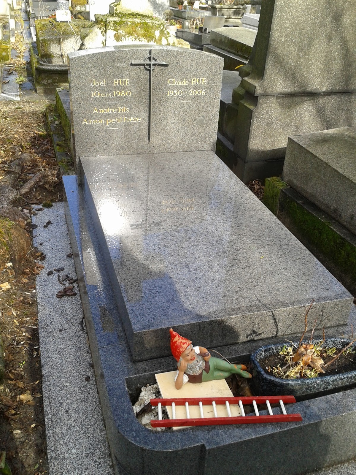 suzon garrigues - France news collections