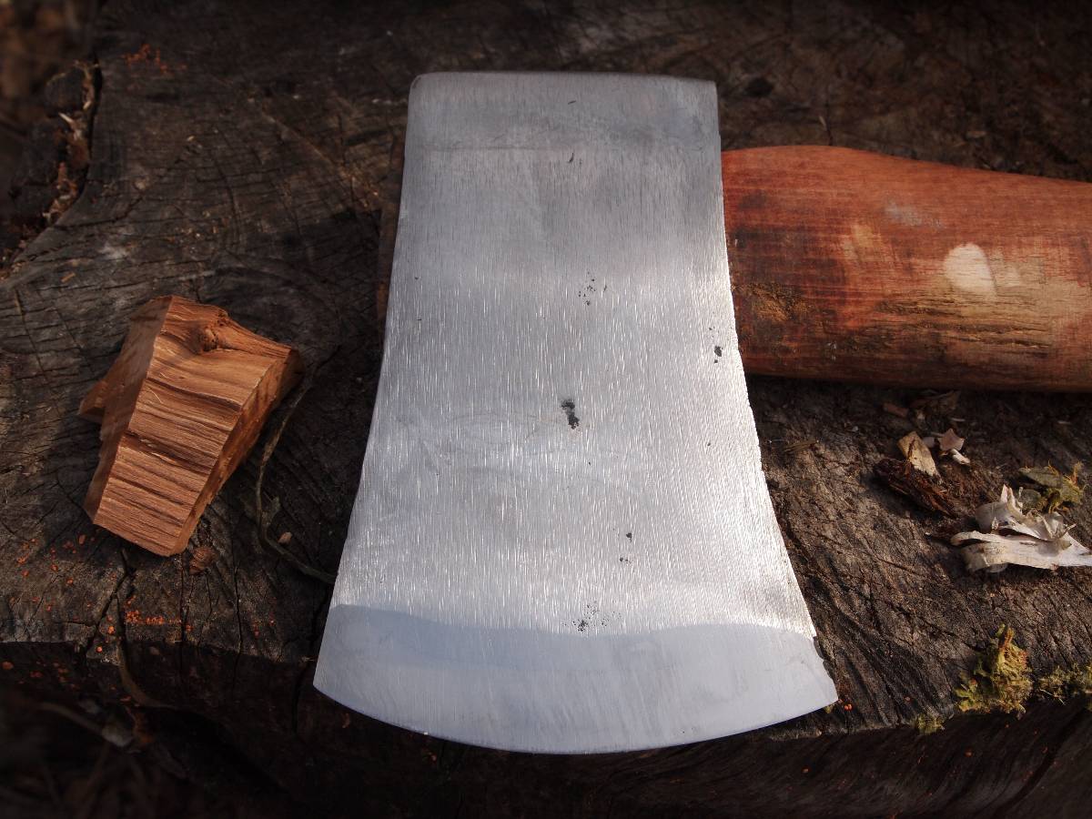 Axe Chipped Edge at Isaac Oppen blog