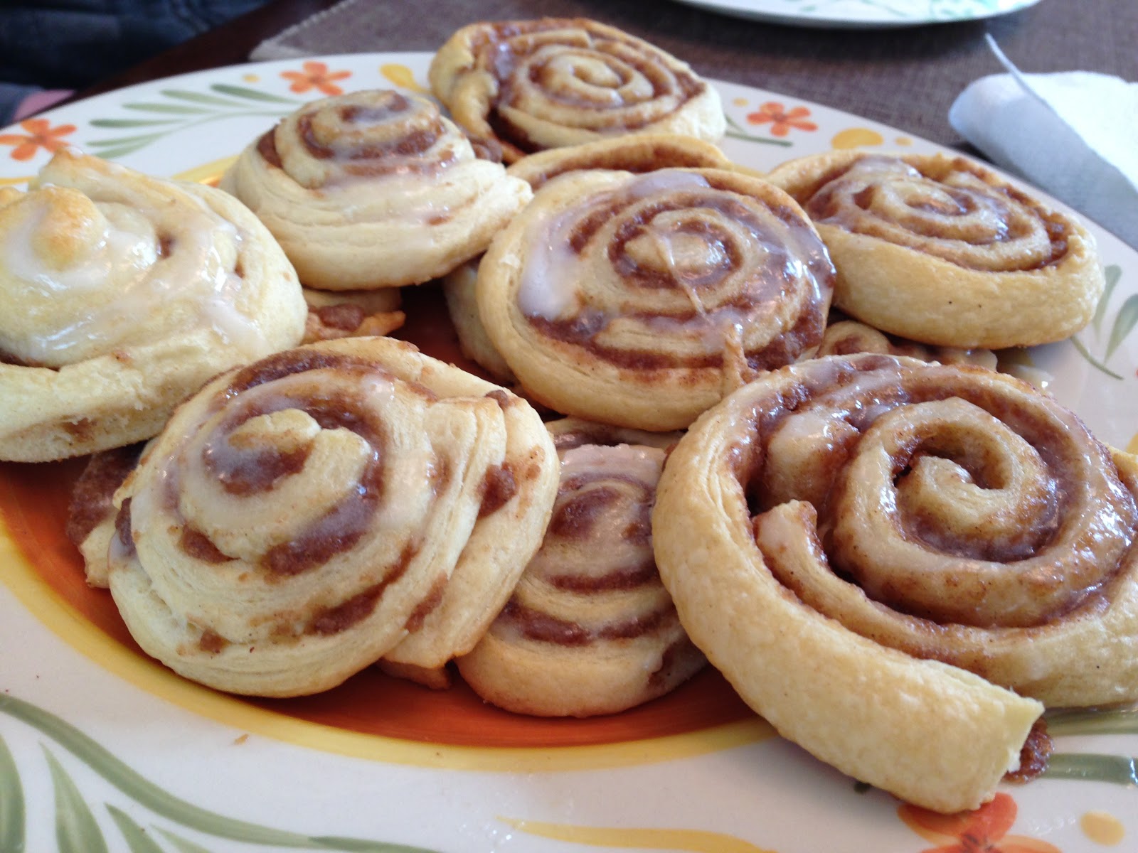 Mini Cinni Rolls | SimplyBe