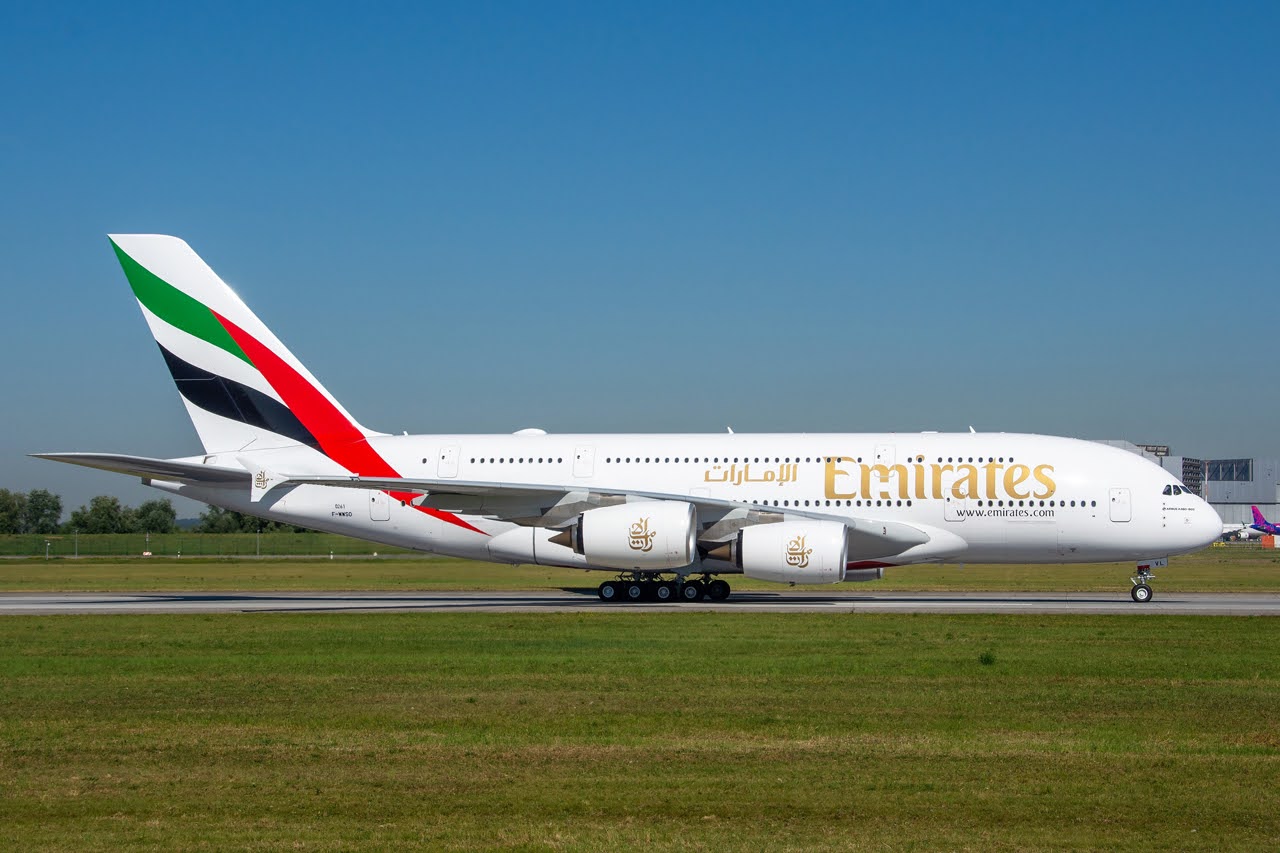 Airbus Hamburg Finkenwerder News: A380-842, Emirates, A6-EVL (MSN 261)