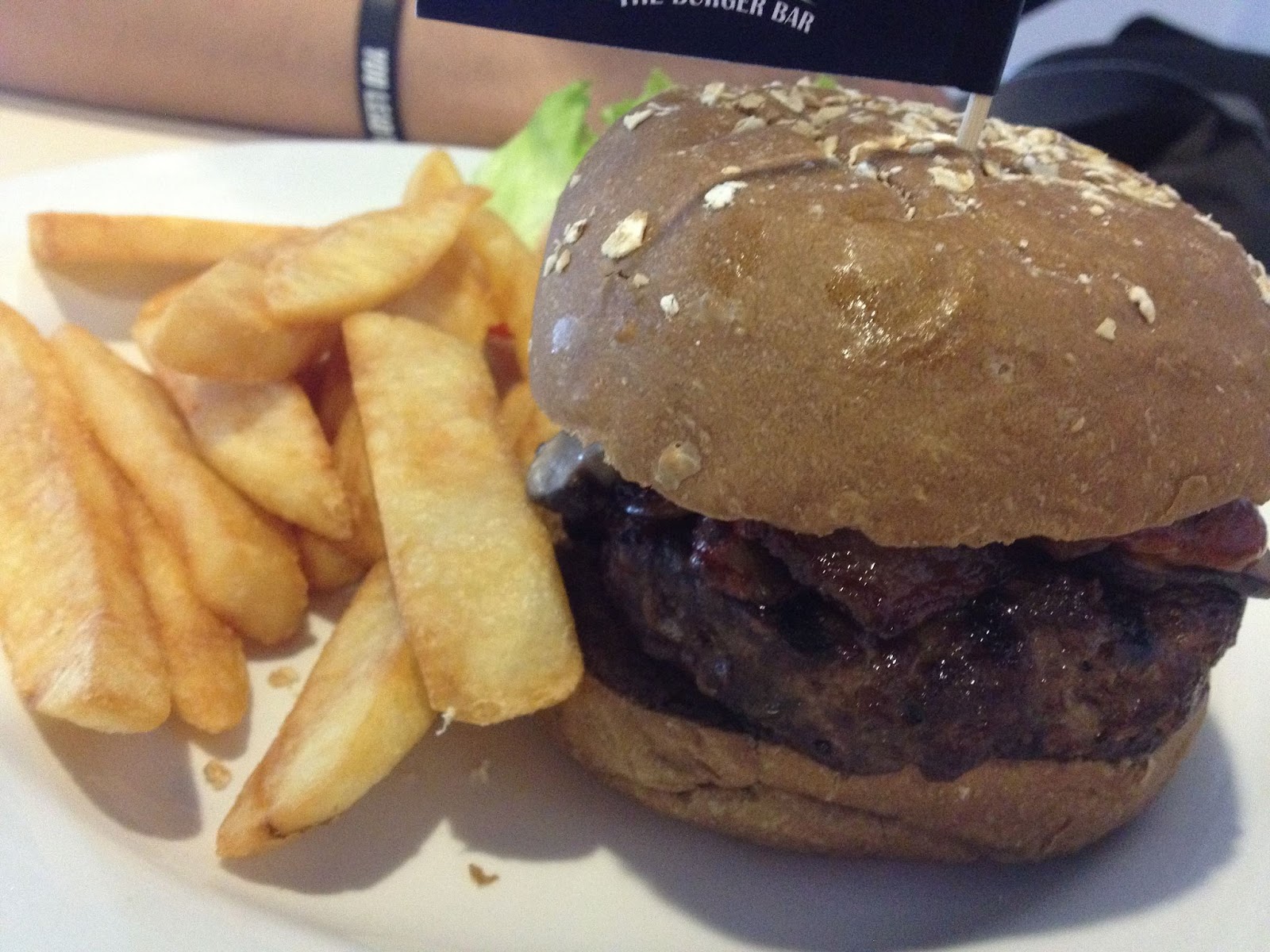 Sun,Sea and Sand: Fat Boy Burger and Bar