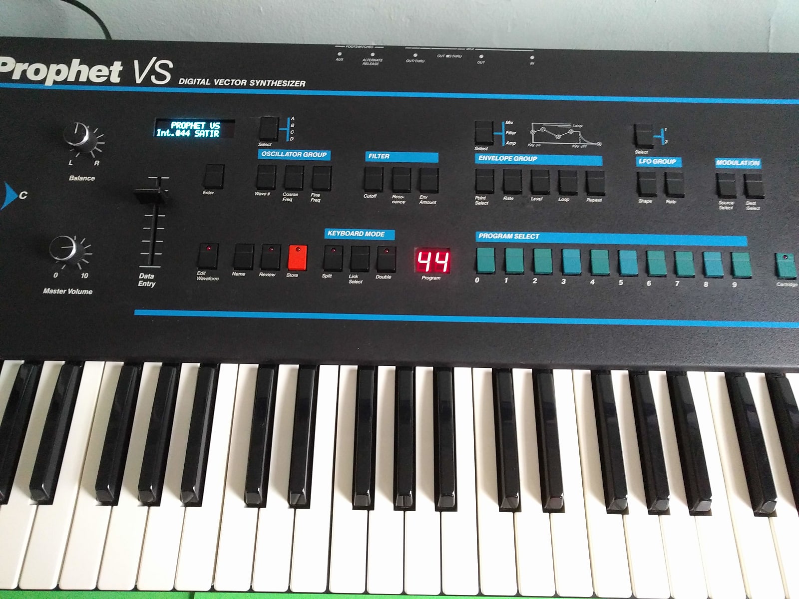 MATRIXSYNTH: Sequential Circuits Prophet VS