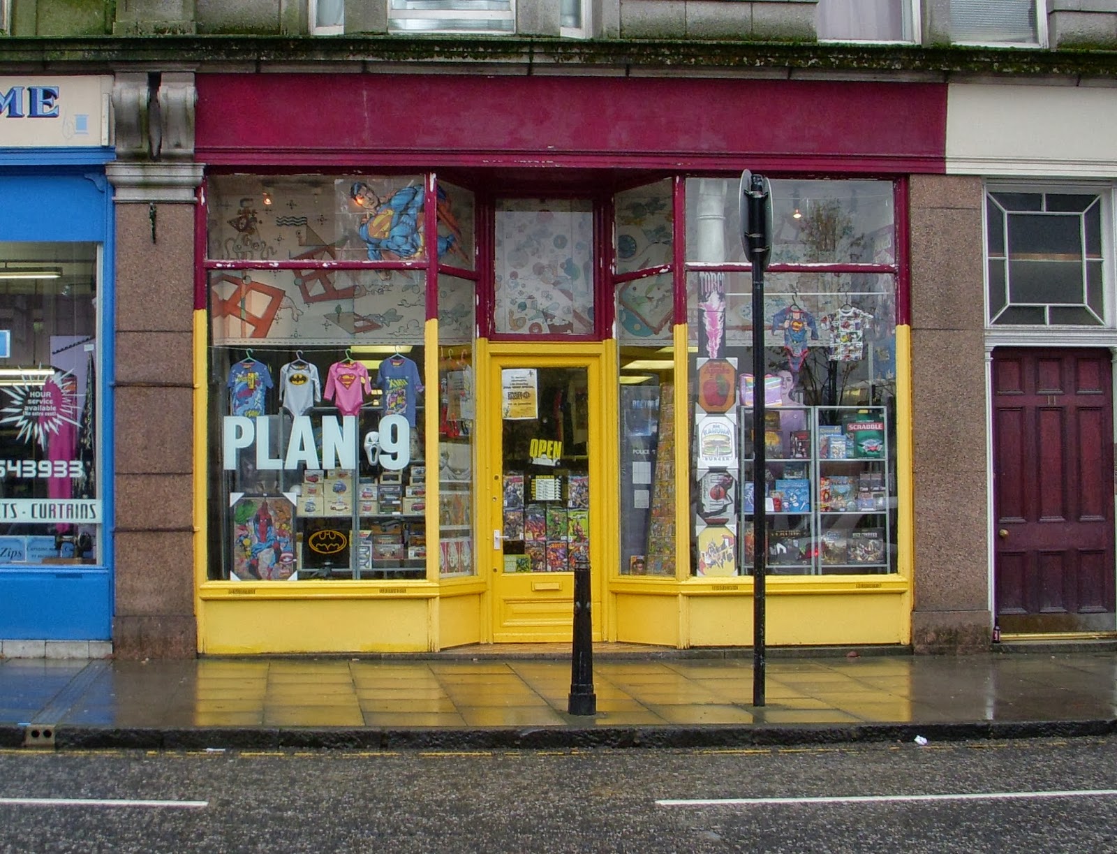 The Gen.: MY FRIENDLY LOCAL GAMING STORE.