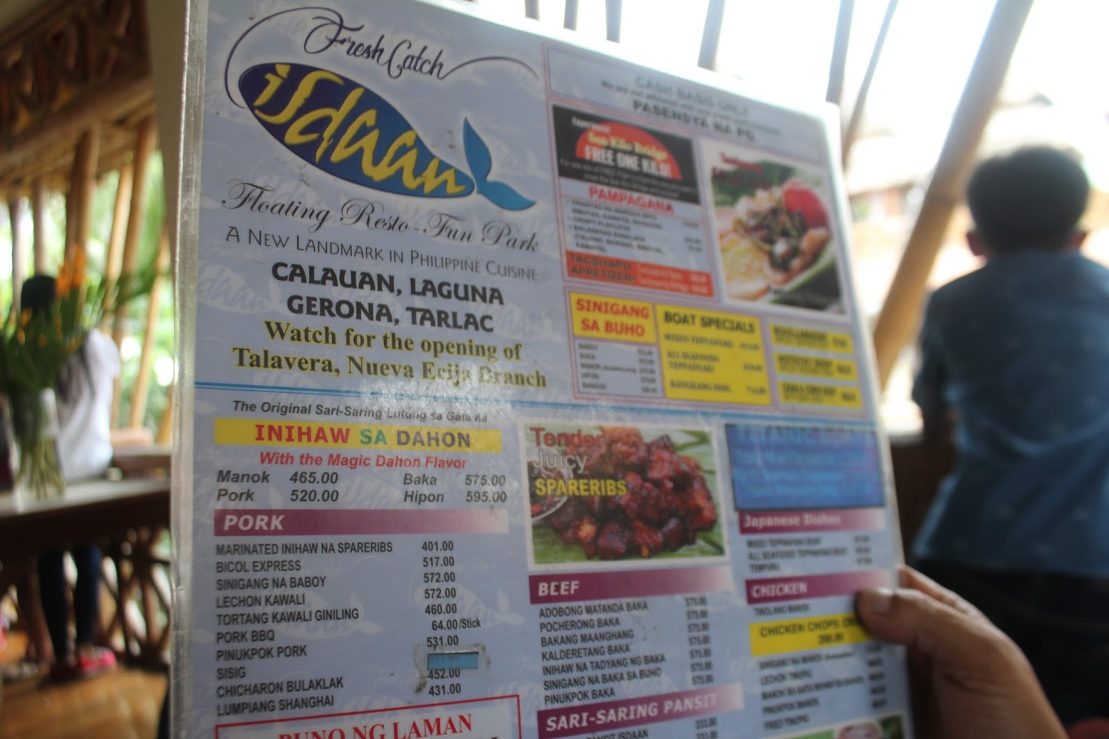 Isdaan Floating Restaurant - Lost in Reveries