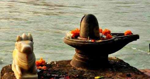 Shivling Made of Karpur – Camphor – Greatness and Puja | Hindu Blog