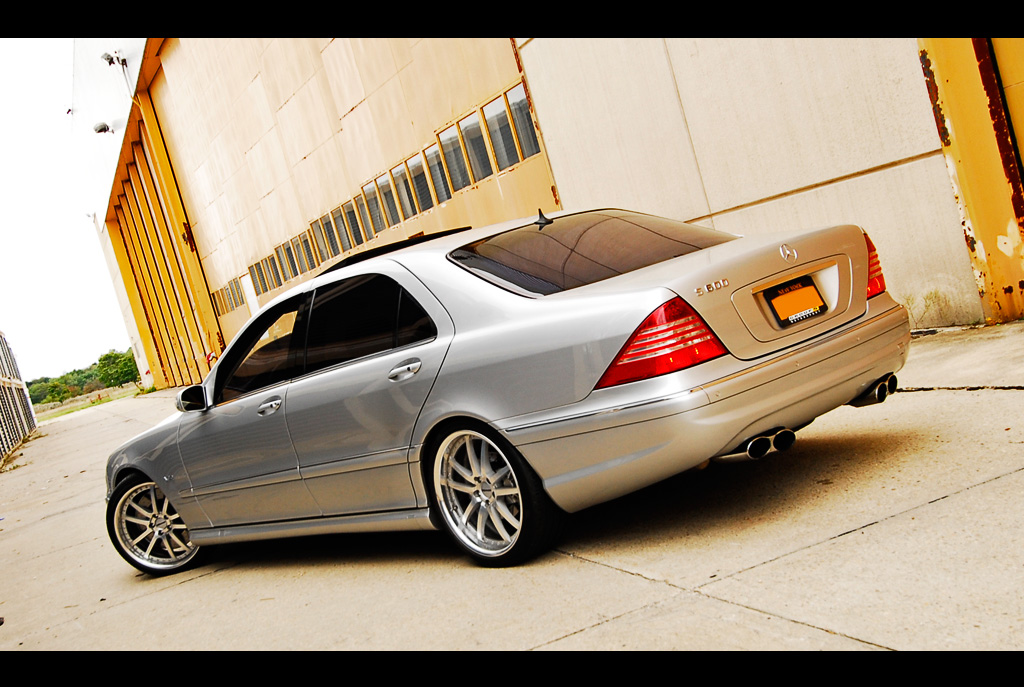 Mercedes-Benz S600 W220 V12 | BENZTUNING