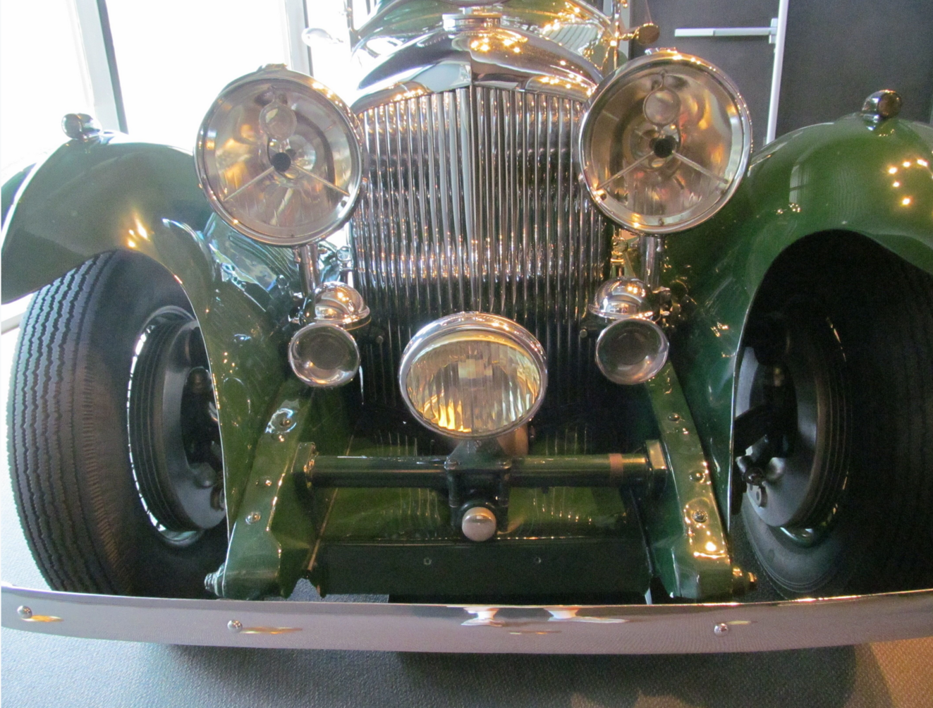 poeschl on cars : Bentleys by Bentley: Designed by the Man Himself