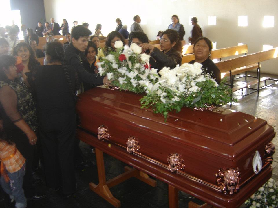 EL TRIO: CONDUCTA EN LOS VELORIOS