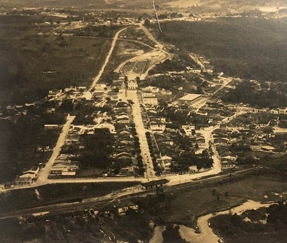 Acervo Catuense: 1964: Foto aérea de Catu
