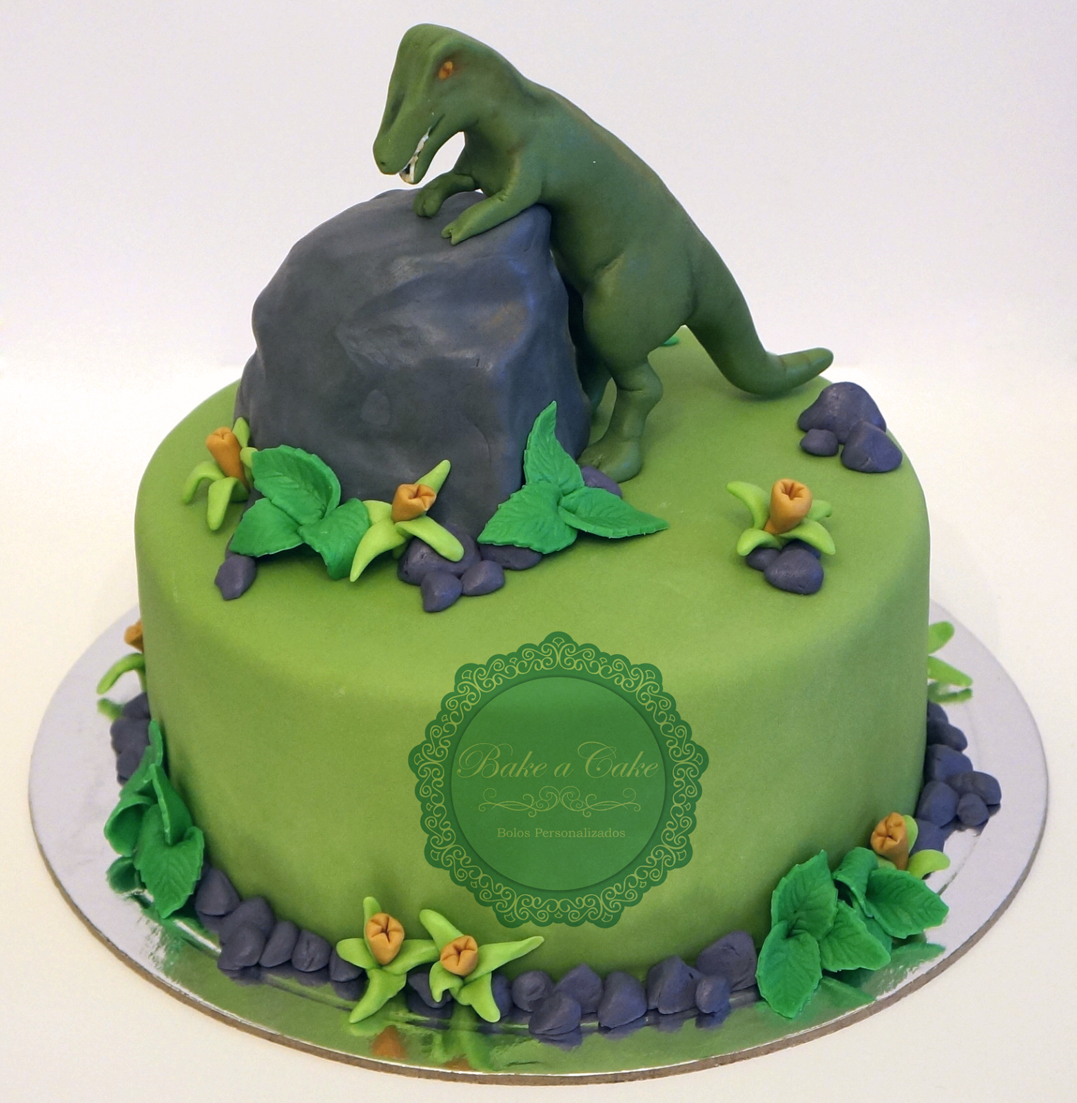 Bake a Cake: T-Rex