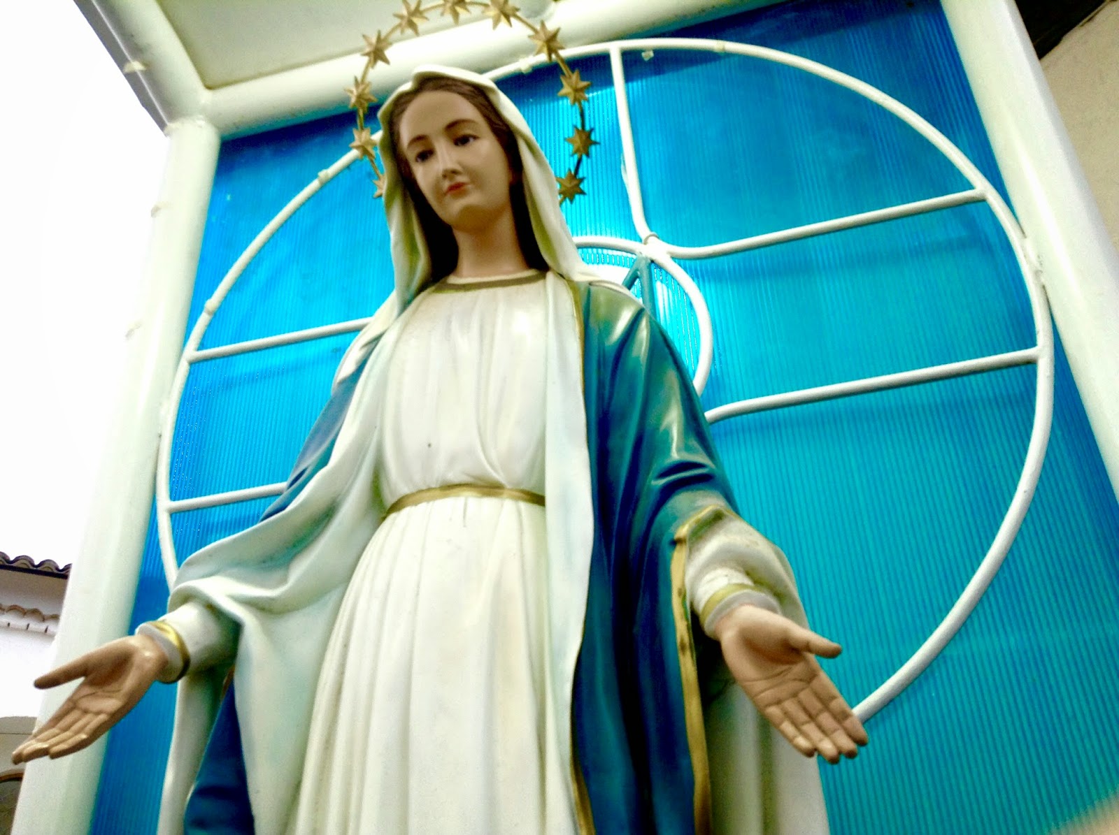 Los ángeles de Machín: El breve espacio en el que estás