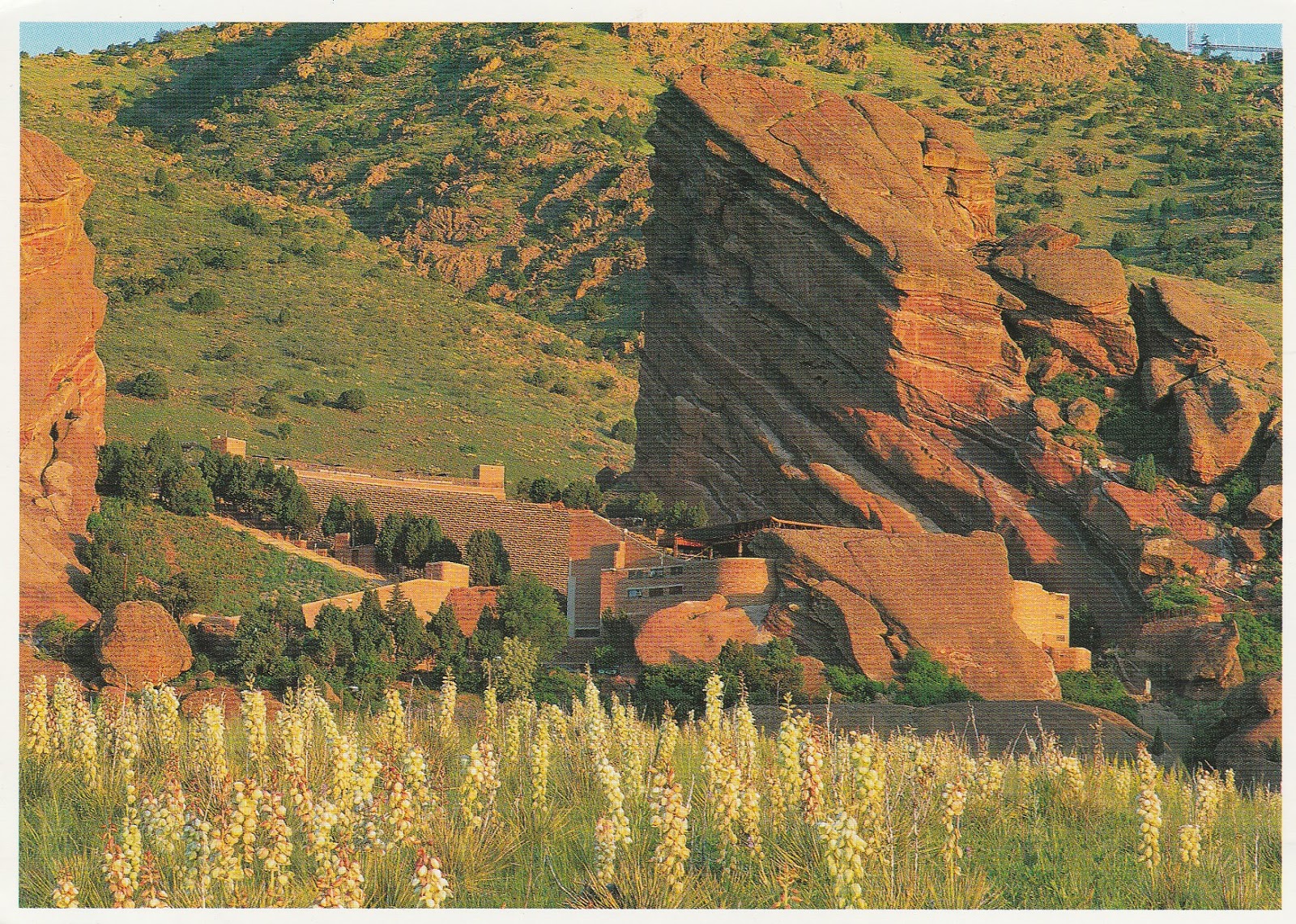 cinepostcards: Amphitheatre in Red Rocks Park/USA