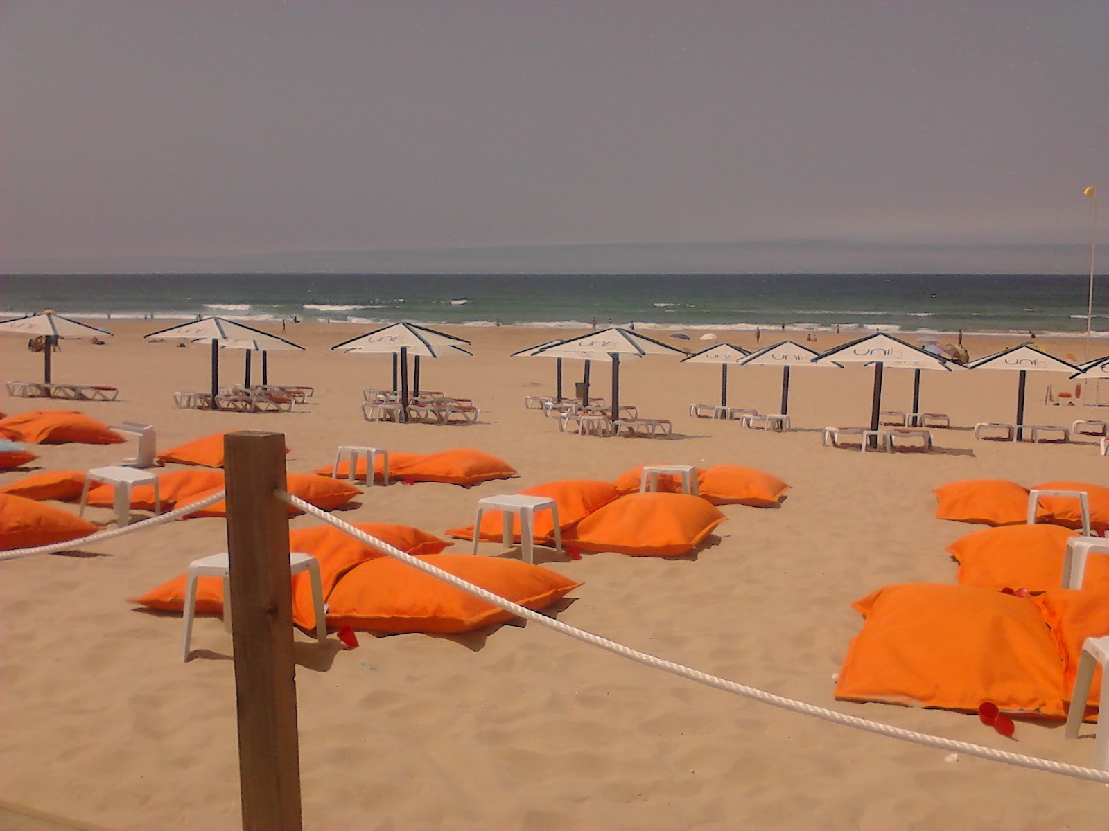 Unik Lounge, Praia da Mata, Costa da Caparica