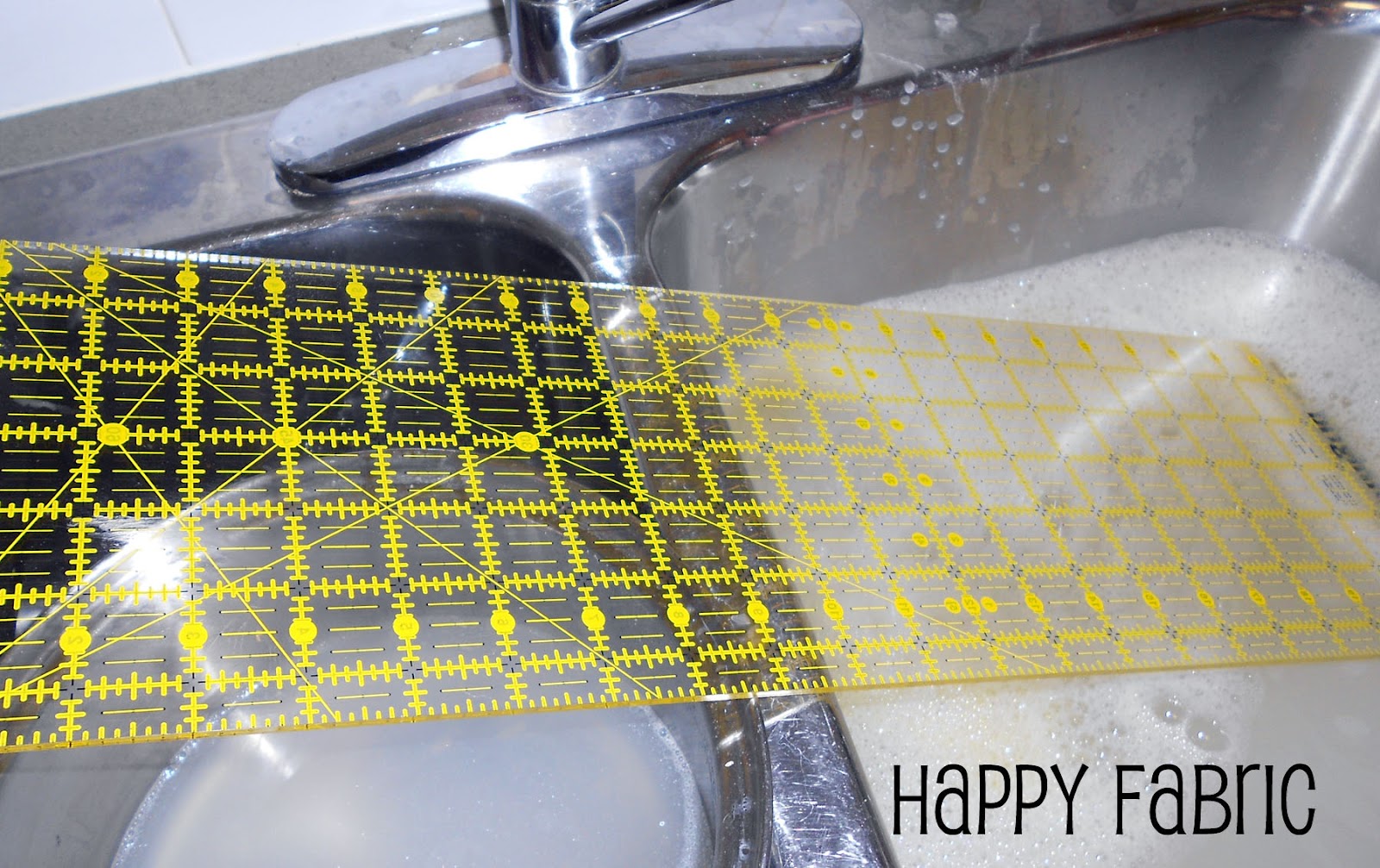 Happy Fabric: April 2012