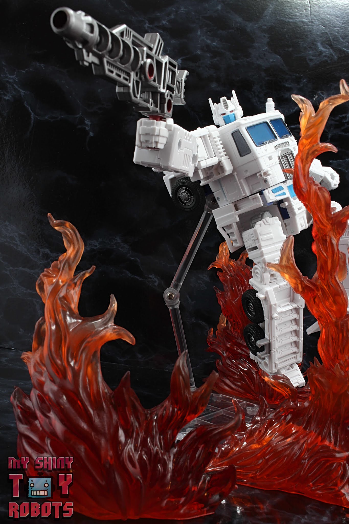 My Shiny Toy Robots: Toybox REVIEW: Transformers War for Cybertron ...